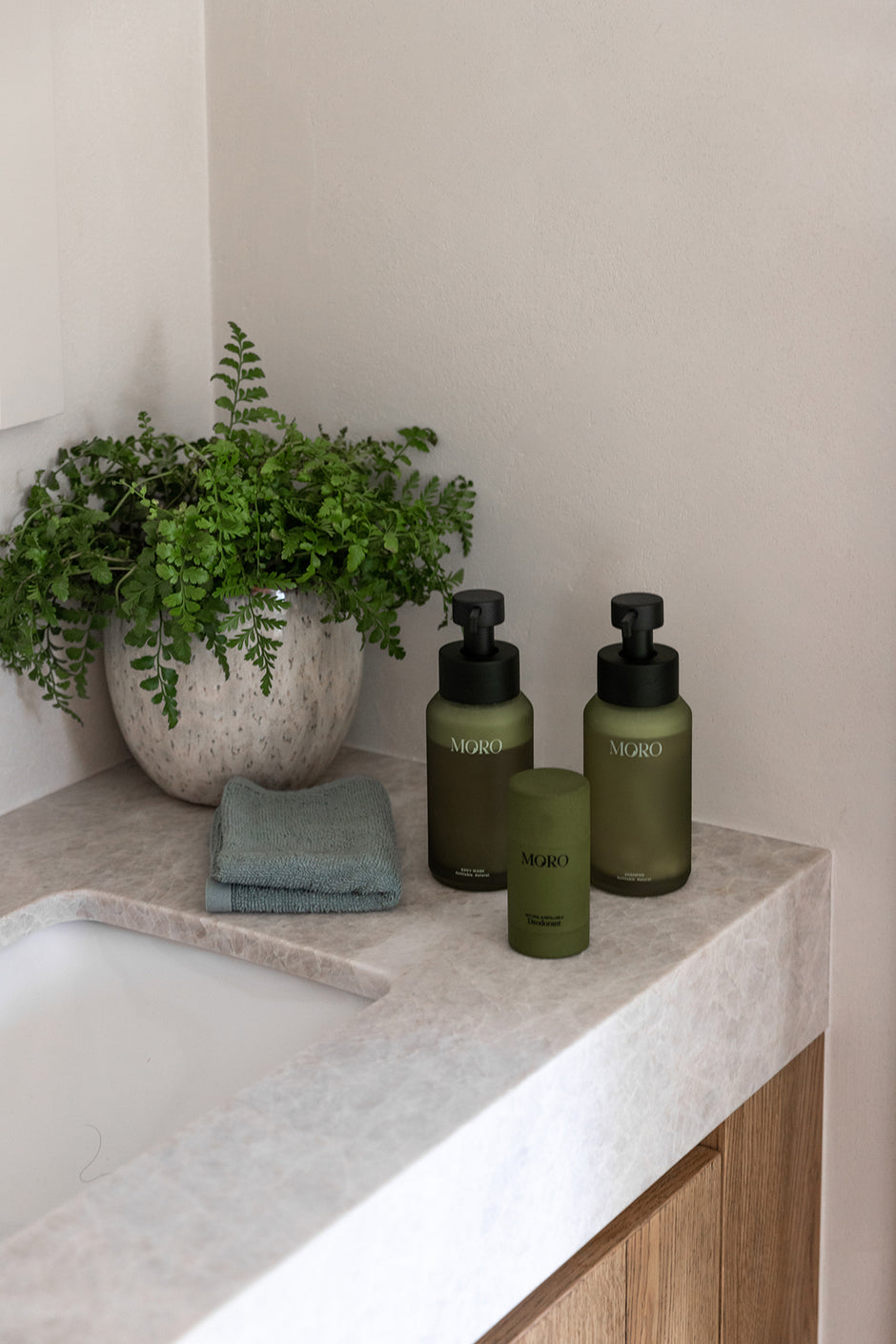 All refillable products – MORO Essentials